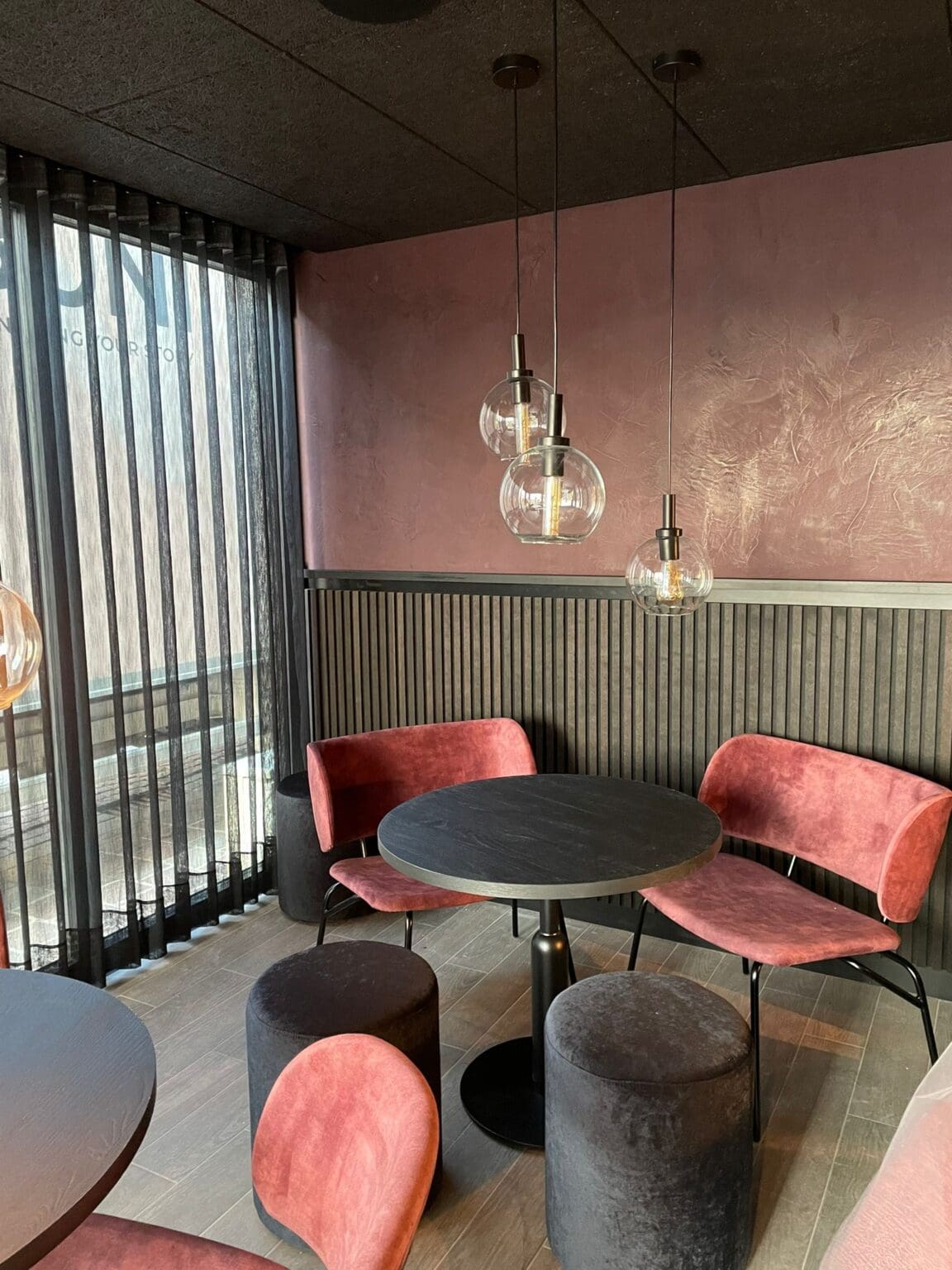 Bar inrichting op maat | Búni Horeca Meubilair